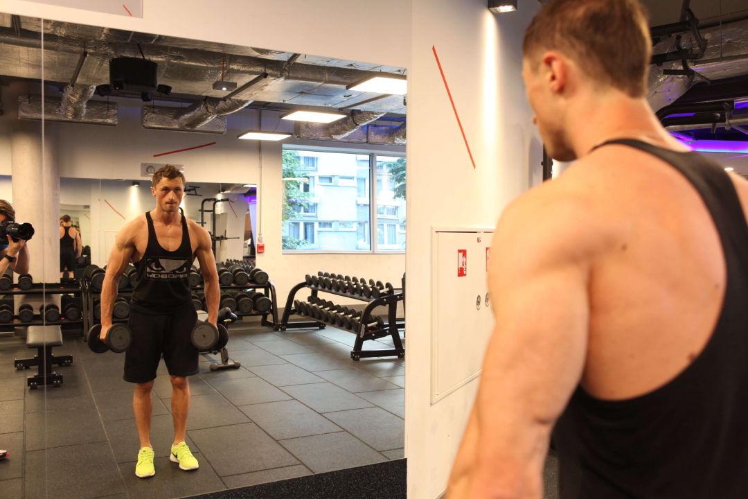 TRENING BARKÓW - jak efektywnie ćwiczyć barki na siłowni ? Plan ...
